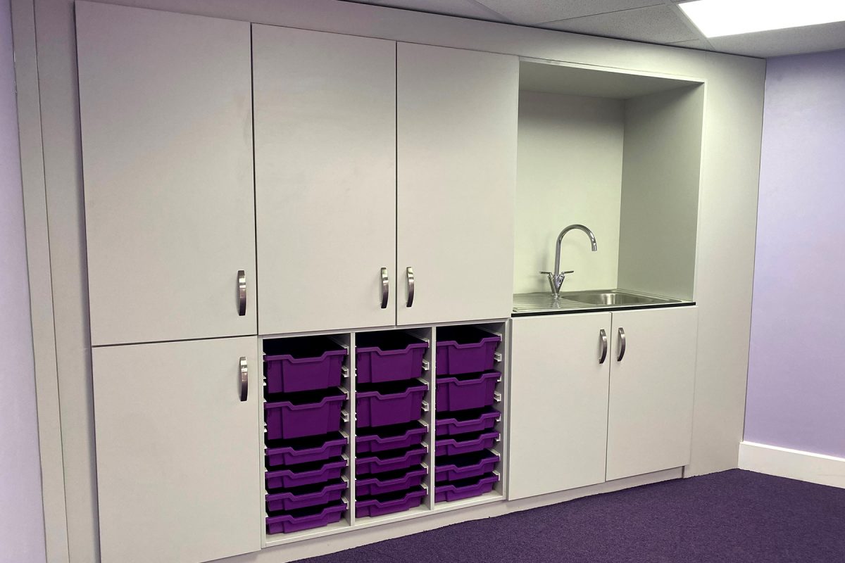 BROADGATE PRIMARY SCHOOL - STORAGE WALL - Flexit Solutions