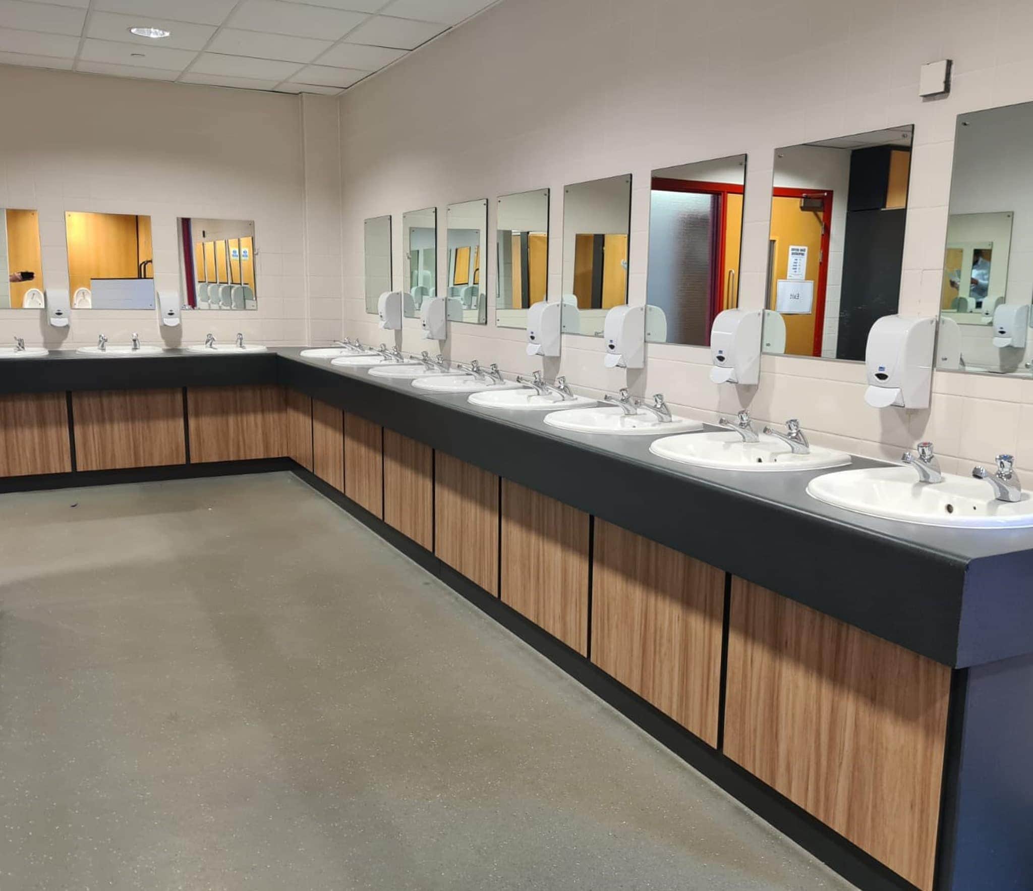 4 Signs Your Washroom Needs Refurbishing - Flexit Solutions